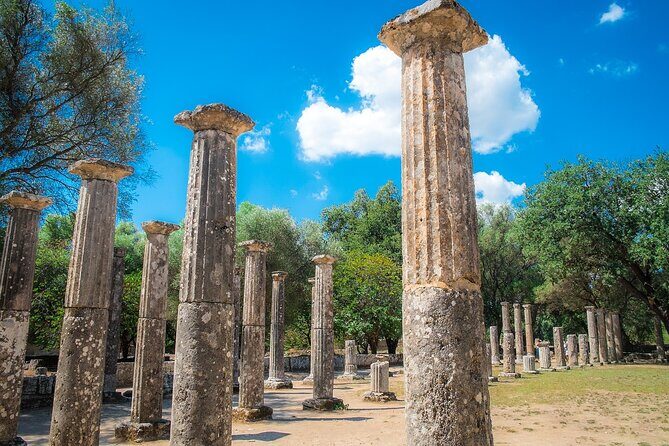 27 Day Grand Circle Tour of Mainland & Corfu, Mykonos, Santorini - Who Will Love This Tour?