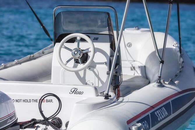 Boat rental for 6 people. No license required. - Practical Tips and Considerations