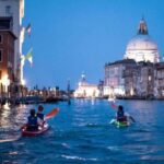 2hr Night Kayak Tour in Venice: premium tour with sunset - Key Points