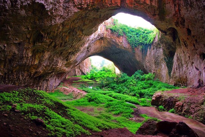 3 Caves tour - Saeva dupka , Eyes of God cave & Devetashka Cave - Key Points
