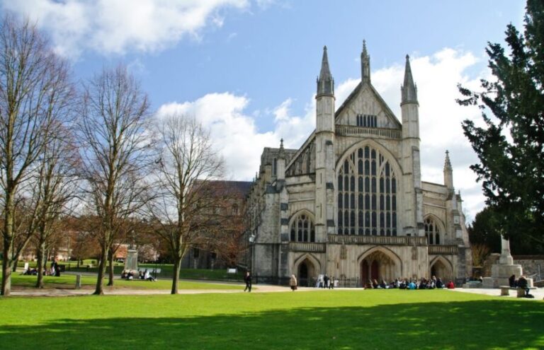 3-day Isle of Wight & the Southern Coast Small-Group Tour - Why This Tour Offers Good Value