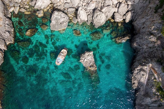 3-hour private boat tour of Capri - An Authentic Look at Capri’s Coast by Boat