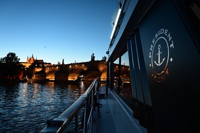 3-hour private cruise in Prague for 10 people - Why This Experience Works