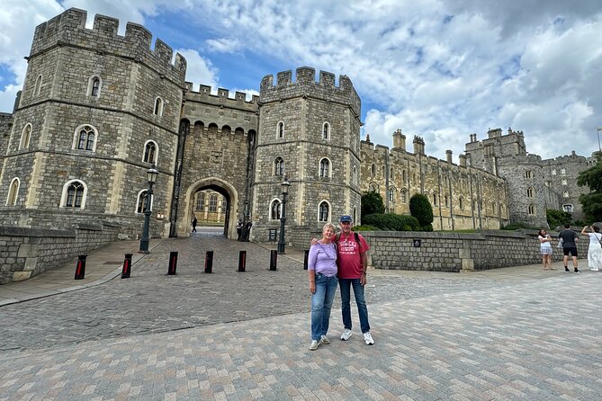 3 Hour Private Tour of Windsor Town and Castle - A Closer Look at the Windsor Experience
