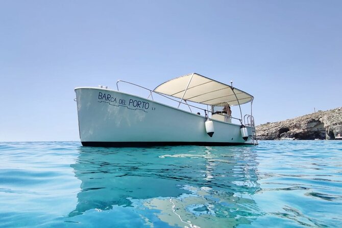 3 Hours Guided Boat Excursion towards the Adriatic and Ionian - Key Points
