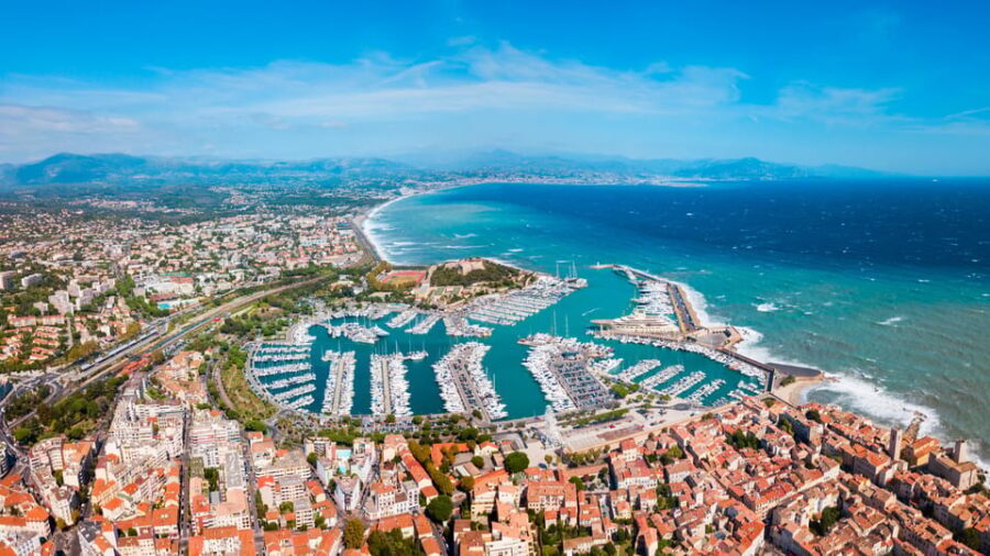 30-minute panoramic flight from Nice - The Itinerary and What to Expect