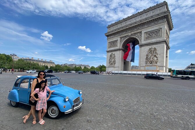 2 Hour Private Guided 2CV or Traction Tour Experience in Paris - The Sum Up