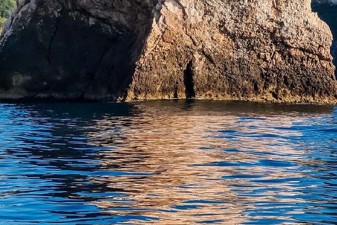 2 Hour Sunset Dolphin Watching Shared Tour in luxury boat - Who Is This Tour Best Suited For?