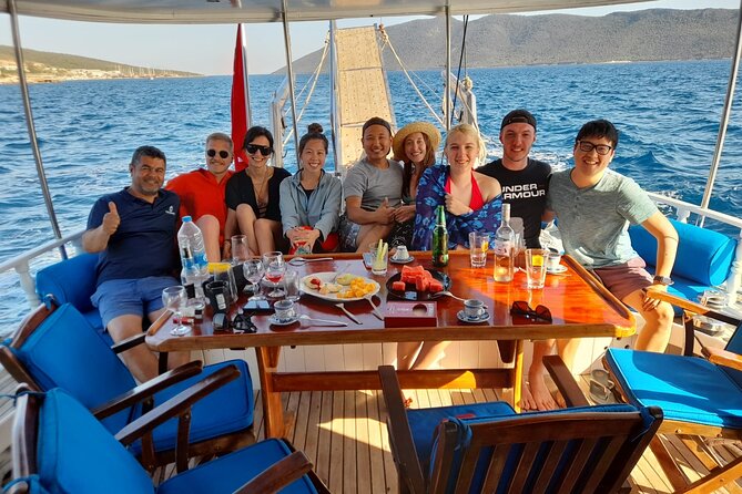 3-Hour Private Sunset Boat Tour With Dinner in Bodrum - Logistics, Pricing, and Practical Tips