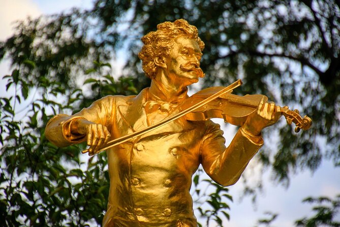 3 hour private tour in Vienna with private car - Authentic Experiences and Review Highlights