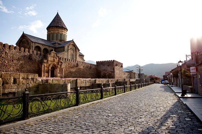 8-Day Private Tour around Georgia - Detailed Breakdown of the Itinerary