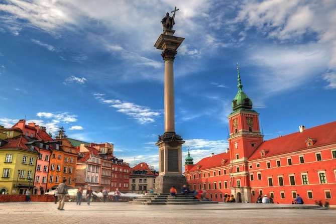 Airport Transfer: Warsaw Airport WAW to Warsaw by Business Car - Price and Value Analysis