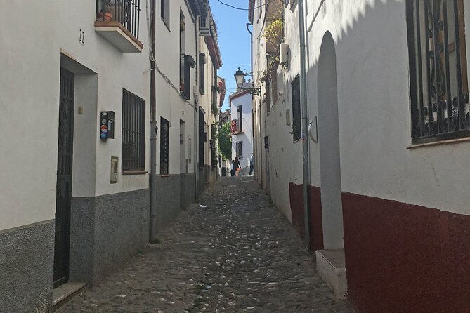 Albaicín and Sacromontes Iconic Sights: A Self-Guided Audio Tour - Frequently Asked Questions (FAQs)