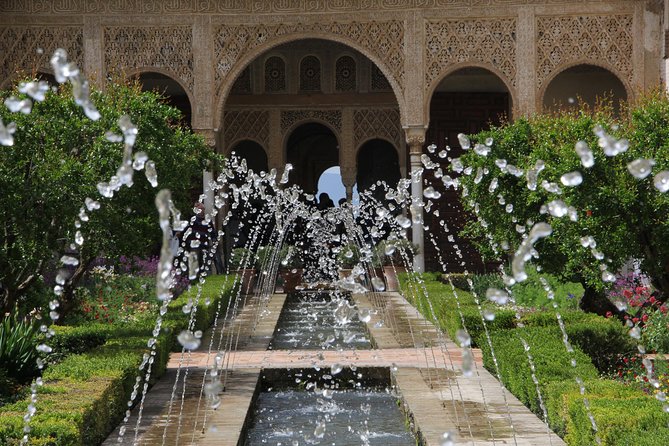 Alhambra & Generalife Skip the Line Premium Tour including Nasrid Palaces - Who Would Love This Tour?