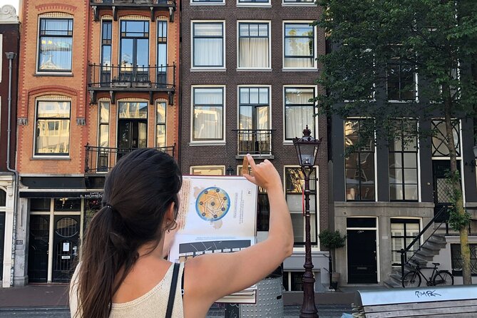 Amsterdam Treasure Hunt: The Mystery of a Secret Sender - Analyzing the Value