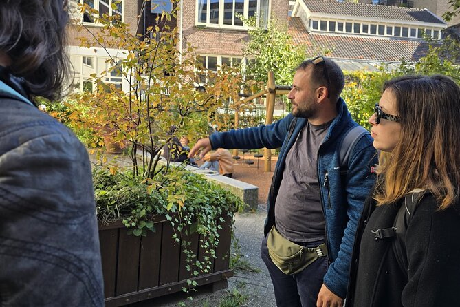 Amsterdam walking tour: WWii, Liberal Amsterdam & waterways - The Sum Up