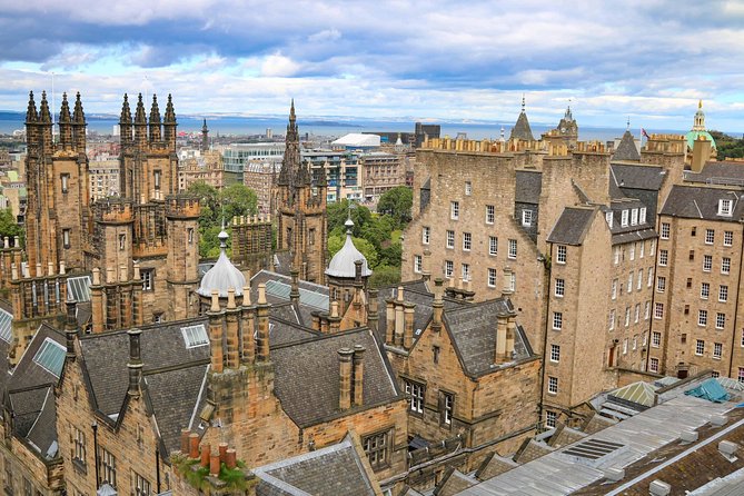 Arrival Transfer: Airport EDI to Edinburgh by Luxury Van - Who Will Love This Service?