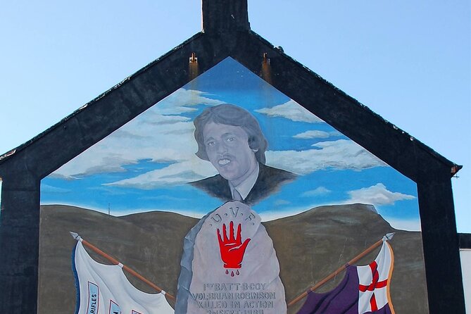 Award winners Express 2 hrs Black Taxi tours and Mural Taxi Tour - What to Expect and Practicalities