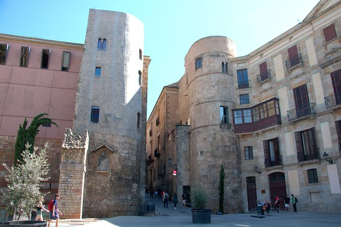 Barcelona's El Raval and the Gothic Quarter: A Self-Guided Audio Tour - The Practicalities: What to Expect