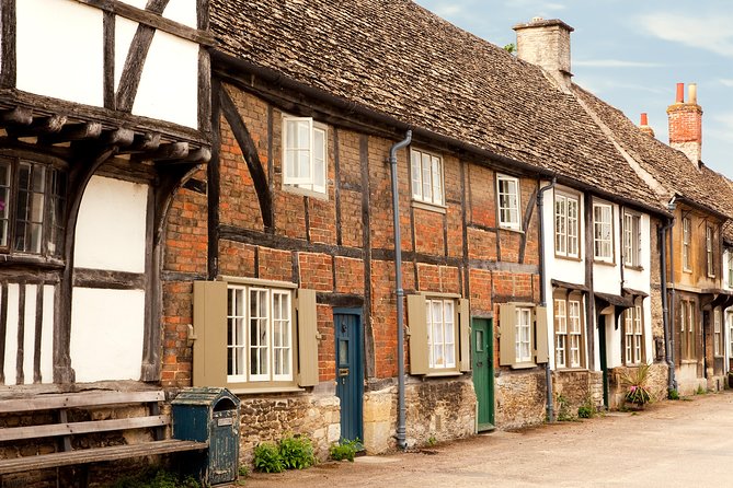 Bath, Avebury and Lacock Village Small-Group Day Tour from London - Transportation and Group Size: Making the Journey Comfortable