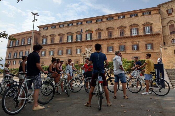 Bike tour of the historic center of Palermo with tasting - Why This Tour Stands Out