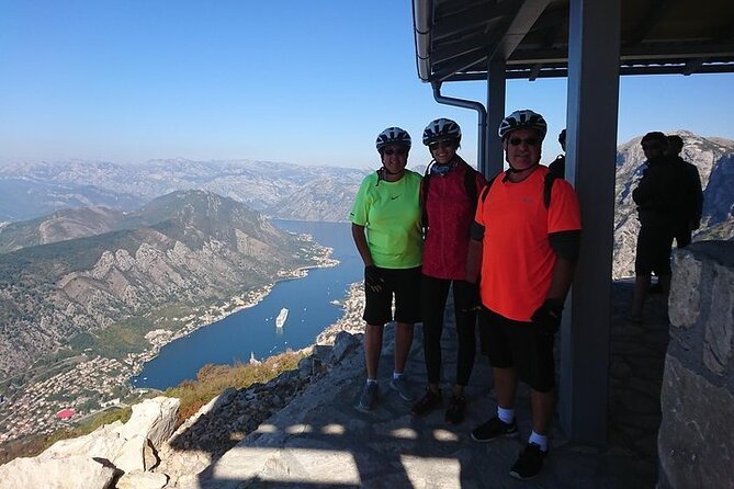 Bike tour - Panoramic downhill from Njegui and Kotor serpentines - The Downhill Ride and Scenery
