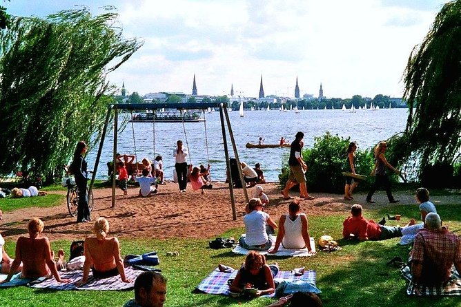 Bike tour through beautiful Hamburg - Outer Alster bike tour (min.4) - Pricing & Value