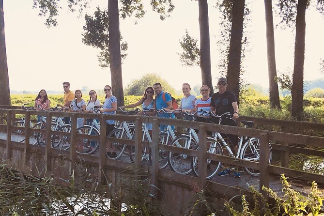 BikeTour Bruges & Damme in Spanish and English - Practical Considerations