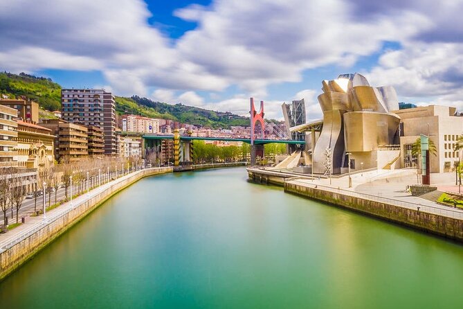 Bilbao Airport Transfers : Bilbao City to Bilbao Airport BIO in Business Car - Is It Worth the Cost?