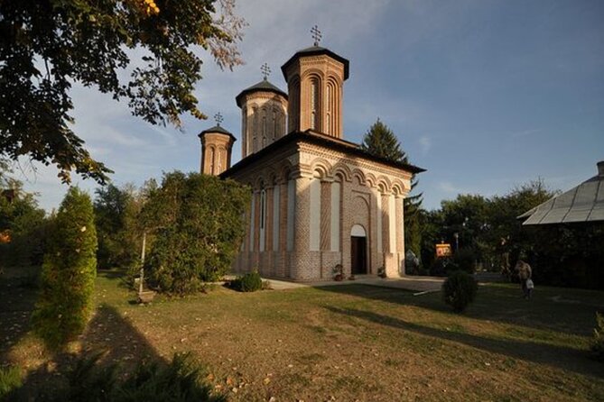 Bison Sanctuary, Vlad the Impaler Princely Court & Dracula Grave - FAQ