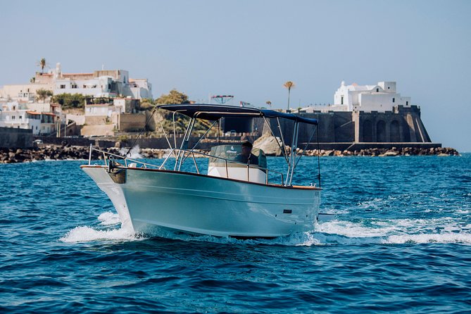 Boat tour of the island of Ischia with goiter 7.50 meters - The Sum Up