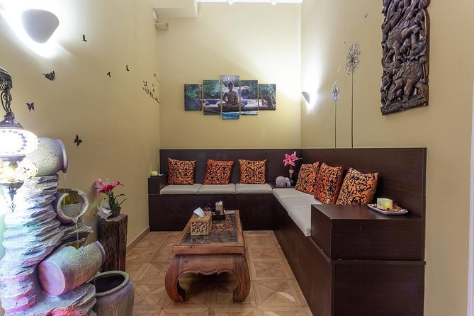Body Scrub Exfoliation Treatment 50 min at THAI SPA MASSAGE BARCELONA - Is It Worth the Price?