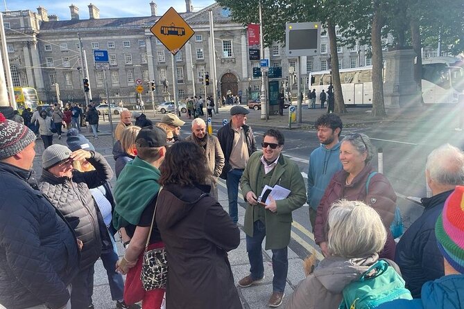 Book of Kells. Molly Malone. Medieval Dublin Castle Heritage Tour - Dublin Castle: Ireland’s Political Heart