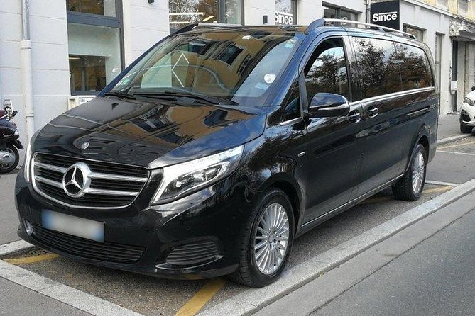 Bordeaux to Airport Private Transfer in Van Business - The Vehicle and Comfort