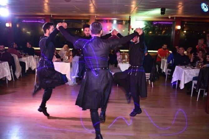 Bosphorus Dinner Show Cruise With Non Alcoholic Menu ISTANBUL Dinner cruise - Who Should Consider This Tour?