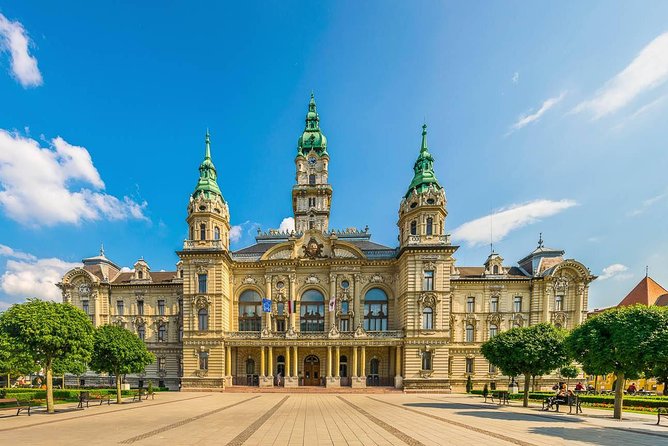Bratislava-Budapest One-Way Sightseeing Transfer - Who Should Consider This Tour?