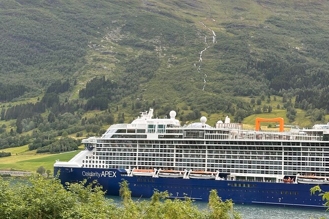 Briksdal Glacier and Loen Skylift day Excursion - Price and Value