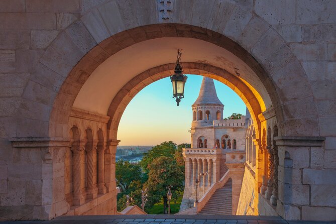 Budapest Unveiled Exclusive Day Tour - Who Is This Tour Best Suited For?