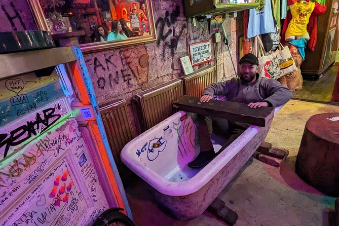 Budapest Vibe: Ruin Bars, Street Art and Culture Tour - The Experience in Practice