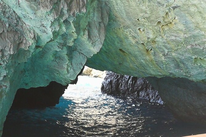 Capri Island in Private Luxury 40 feet Speedboat from Naples - Final Thoughts: Is it Worth It?