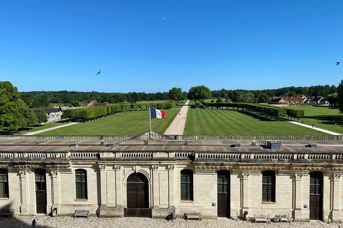 Chambord, Chenonceau, Da Vinci Castle Small group Trip from Paris - Practical Tips for Future Travelers