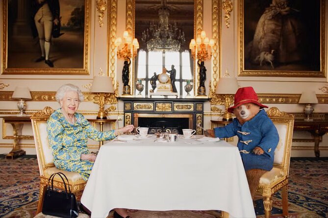 Changing of the Guard & Royal Food Tour with 10+ Tastings - Practical Details & Tips