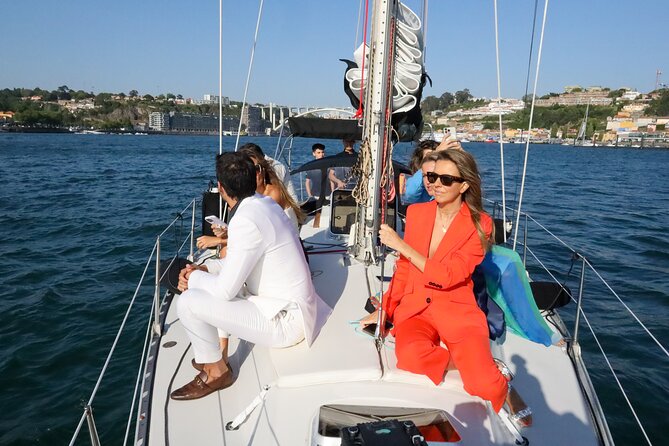 Charming tour of the Douro on an exclusive sailboat for up to 8 people - A detailed itinerary: what to expect on the water