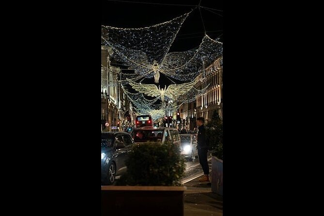 Christmas Lights and Holiday Sights Walking Tour in London - Who Should Consider This Tour?