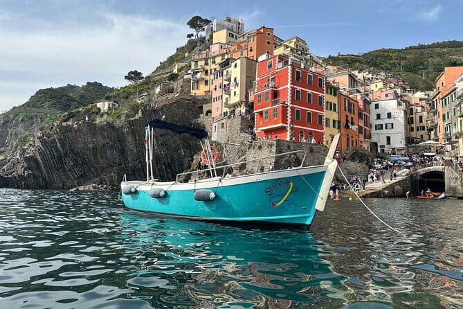 Cinque Terre Small Group or Private Day Tour from Florence - Real Experiences and Authenticity