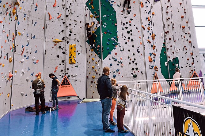 Climbing in Mørkvedhallen Klatresenter - The Sum Up