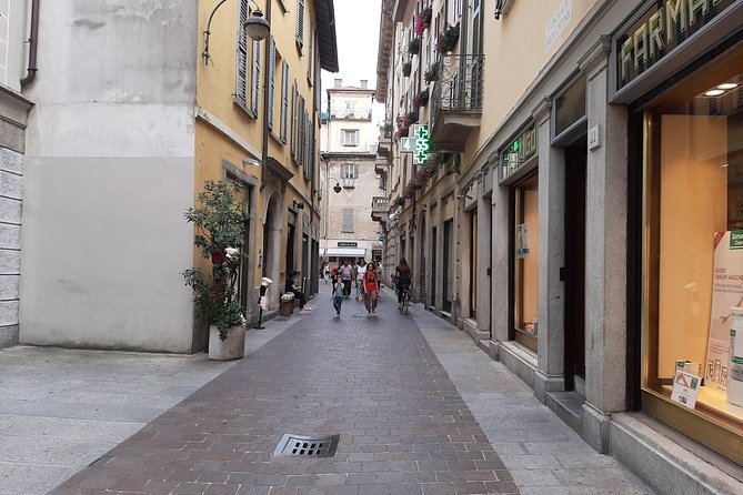 Como city and its History Exclusive Walking Tour (1 h from Milan) - Practical Details and Pricing