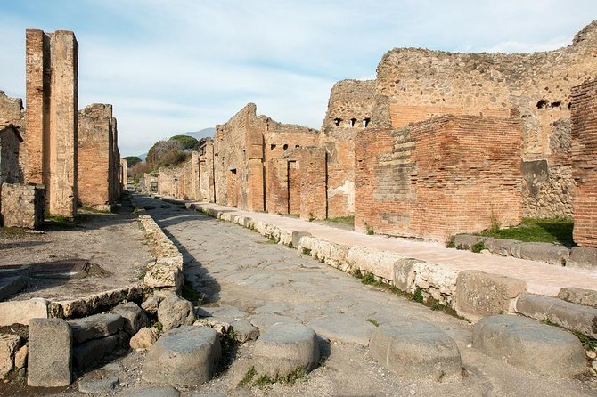 Daytrip from Rome to Pompei and Sorrento - How to Make the Most of This Experience
