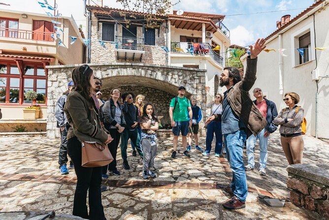 Delphi and Arachova Full-Day Trip from Athens with Audio Guide - Scenic Drive and Arachova: Mountain Village Charm