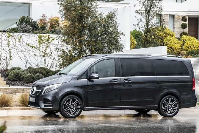 Departure from Piazzale Roma to Venice Airport VCE by Luxury Van - Is It Worth the Price?